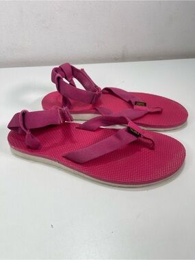 Teva | Shoes | Teva Original Universal Thong Sandals Pink Geometric ...